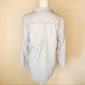 cloth & stone | Tops | Cloth Stone Chambray Button Down Light Wash Top ...